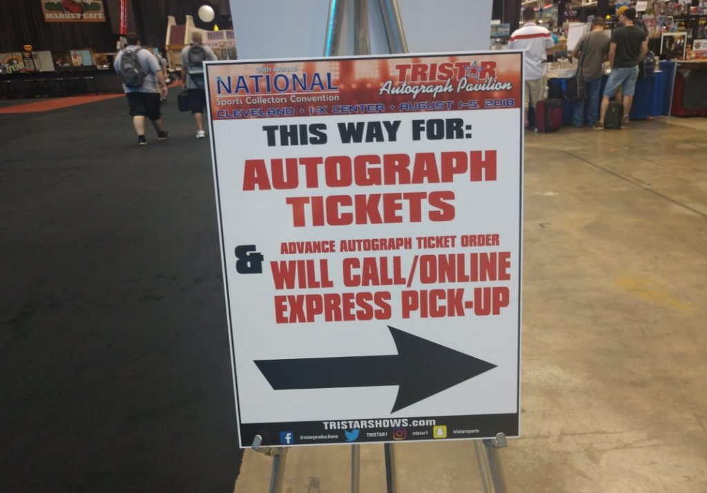 Navigating the National's Autograph Lines