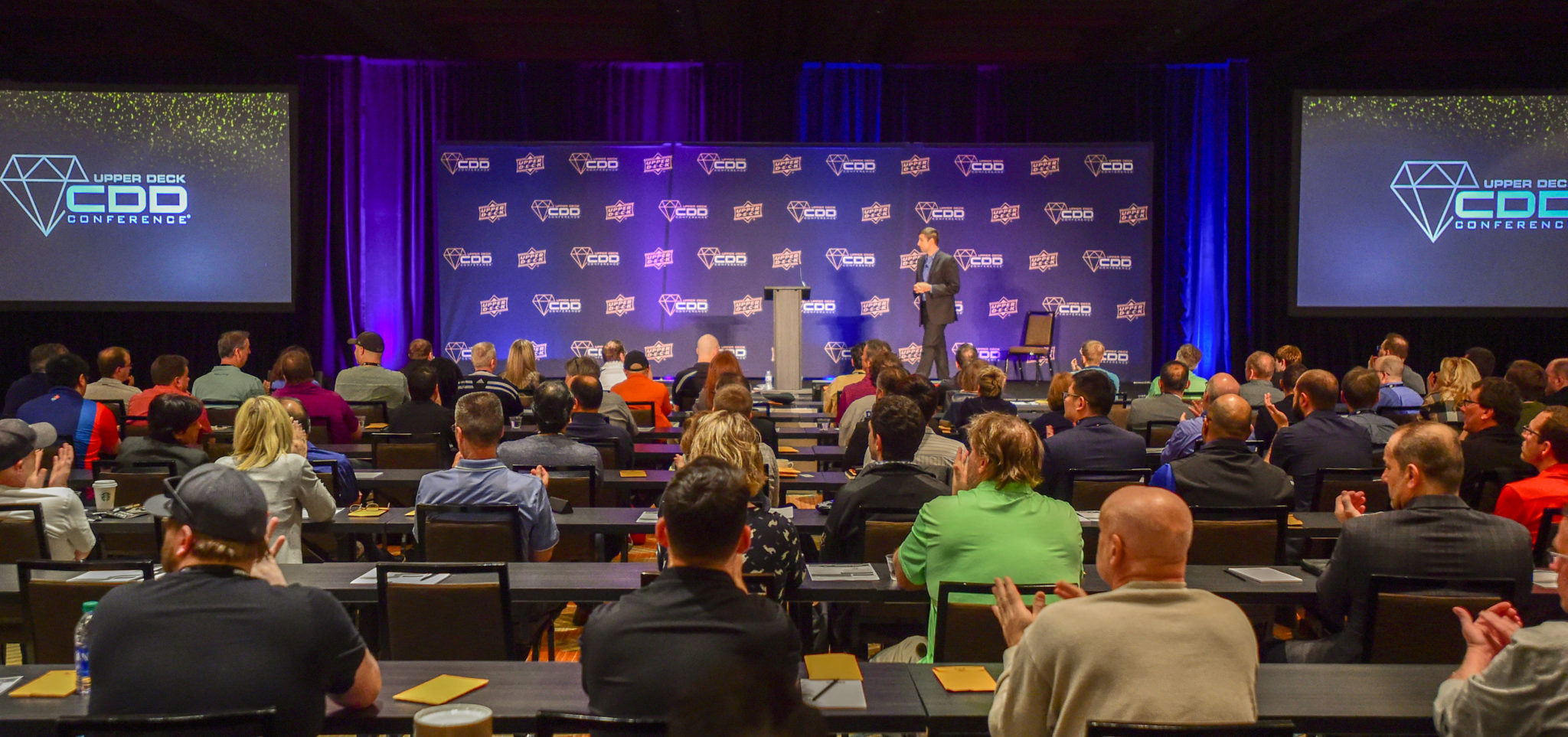 Upper Deck Dealer Conference Offers Help to Shop Owners