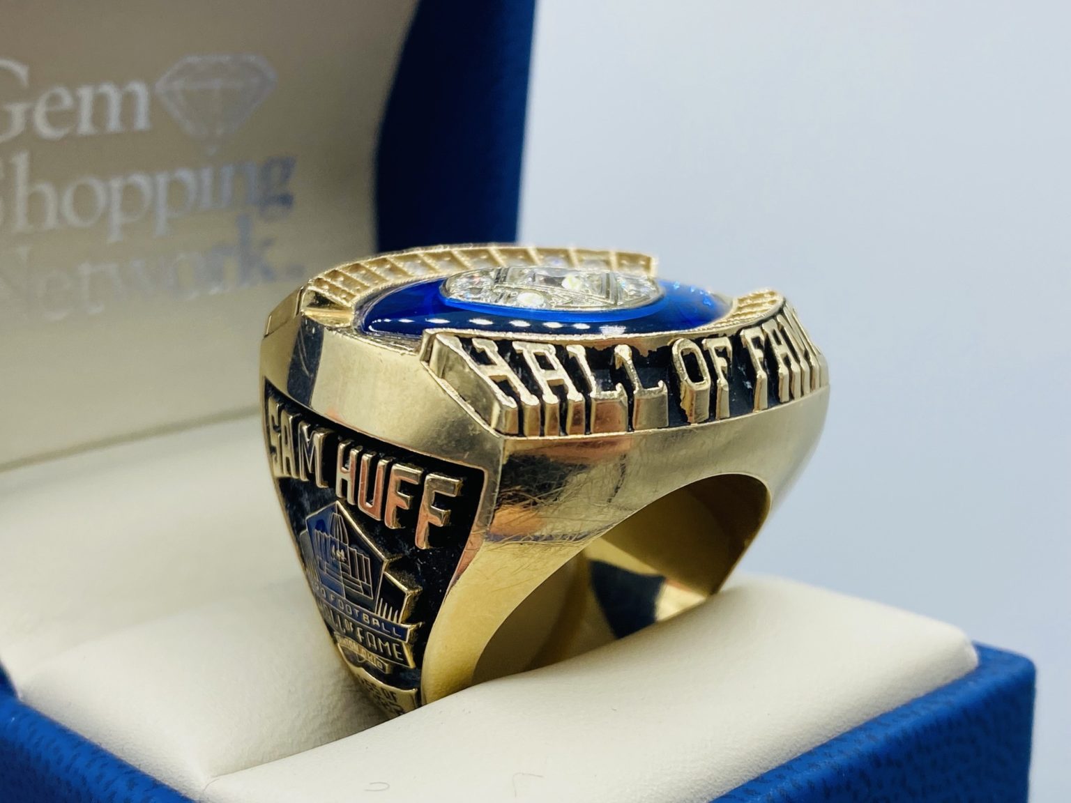 Notes: Philly Show; 1956 Football Mystery Packs; Sam Huff's Stuff Sold ...