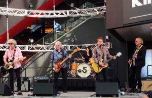 TTM This Week: Music and Baseball, Haul of Hall of Fame Autographs