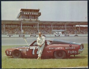 Vintage Postcards: The Roots of NASCAR Card Collecting