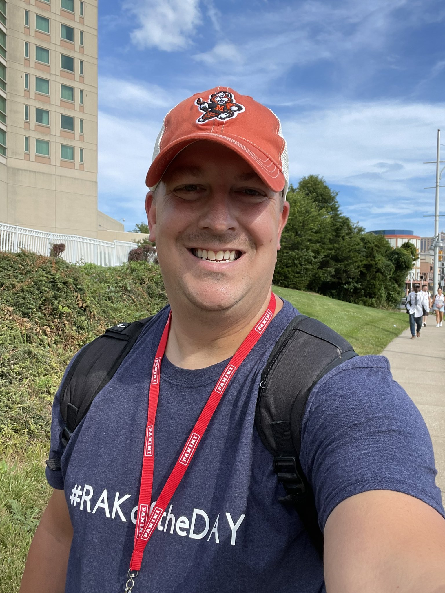 Card Collector Inspires with Random Acts of Kindness