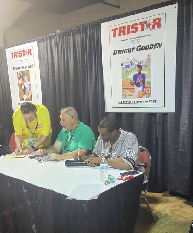 National VIP Party Brings Out Former Big Leaguers, Panini Basketball Packs