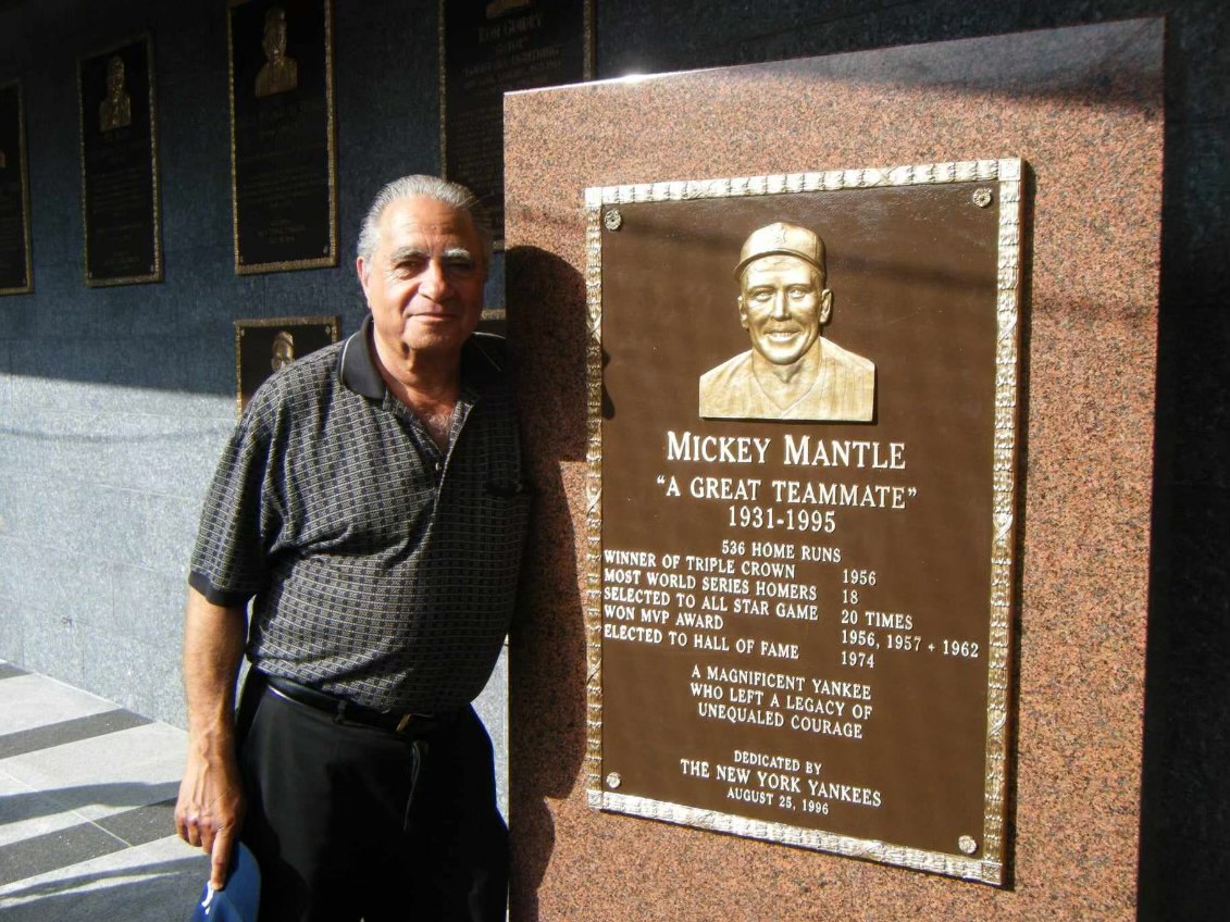 Book With 1,000 Autographs Of Baseball Greats Part Of Taurus Auctions Sale